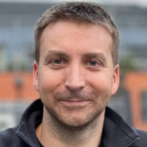 How to Integrate AI into Your Hedge Fund Investment Process