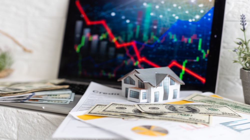 Will Nvidia Flash a Green or Red Light?: May 22, 2024